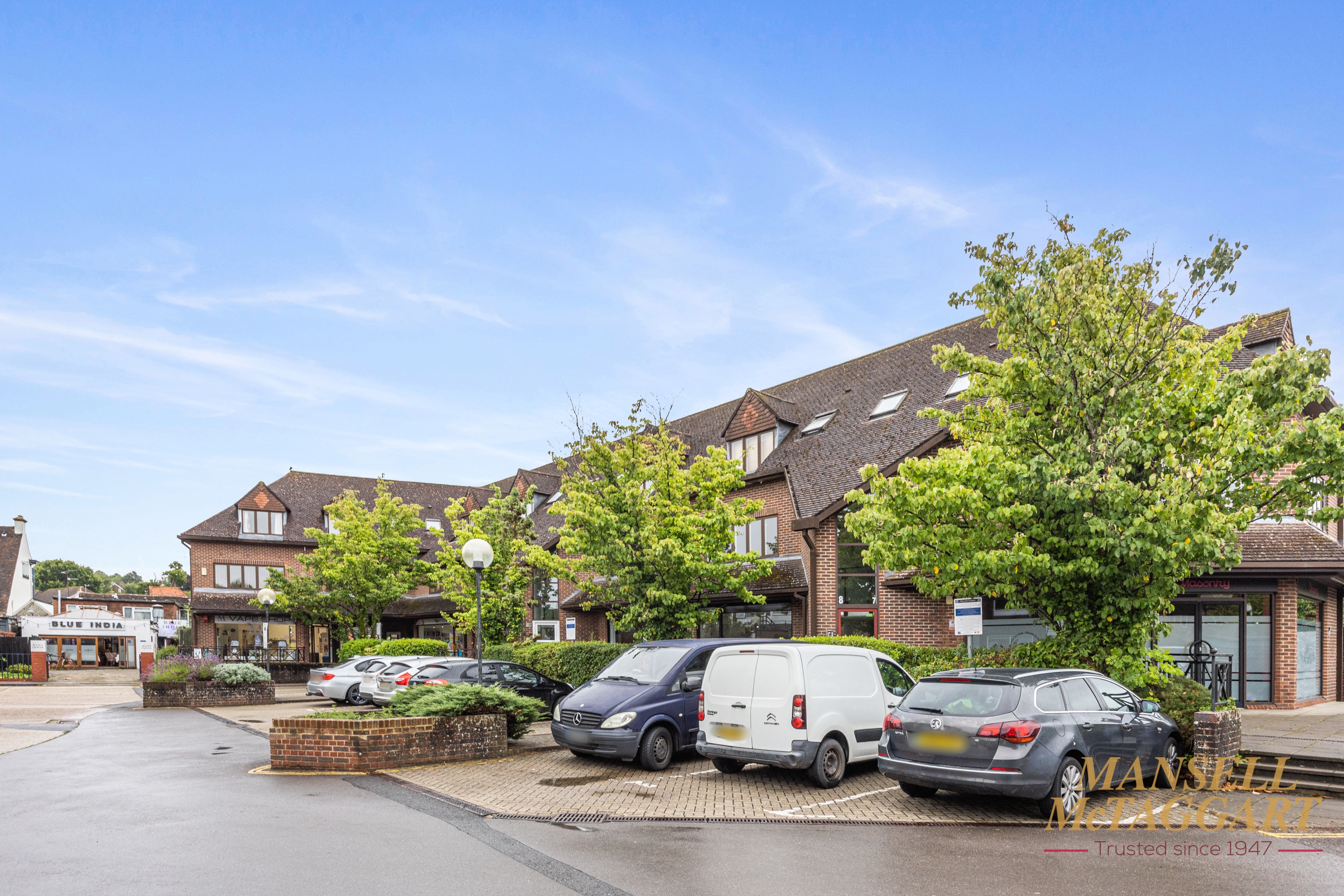 Jengers Mead, Laura House Jengers Mead, RH14 | Street