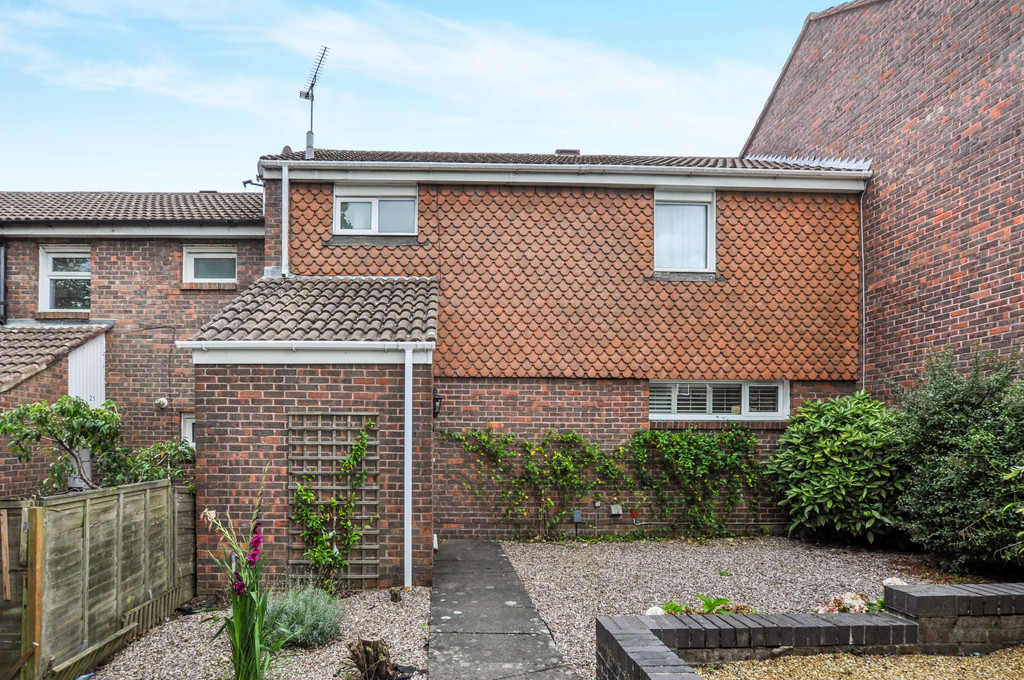 Berrymeade Walk, Ifield, RH11 | Street