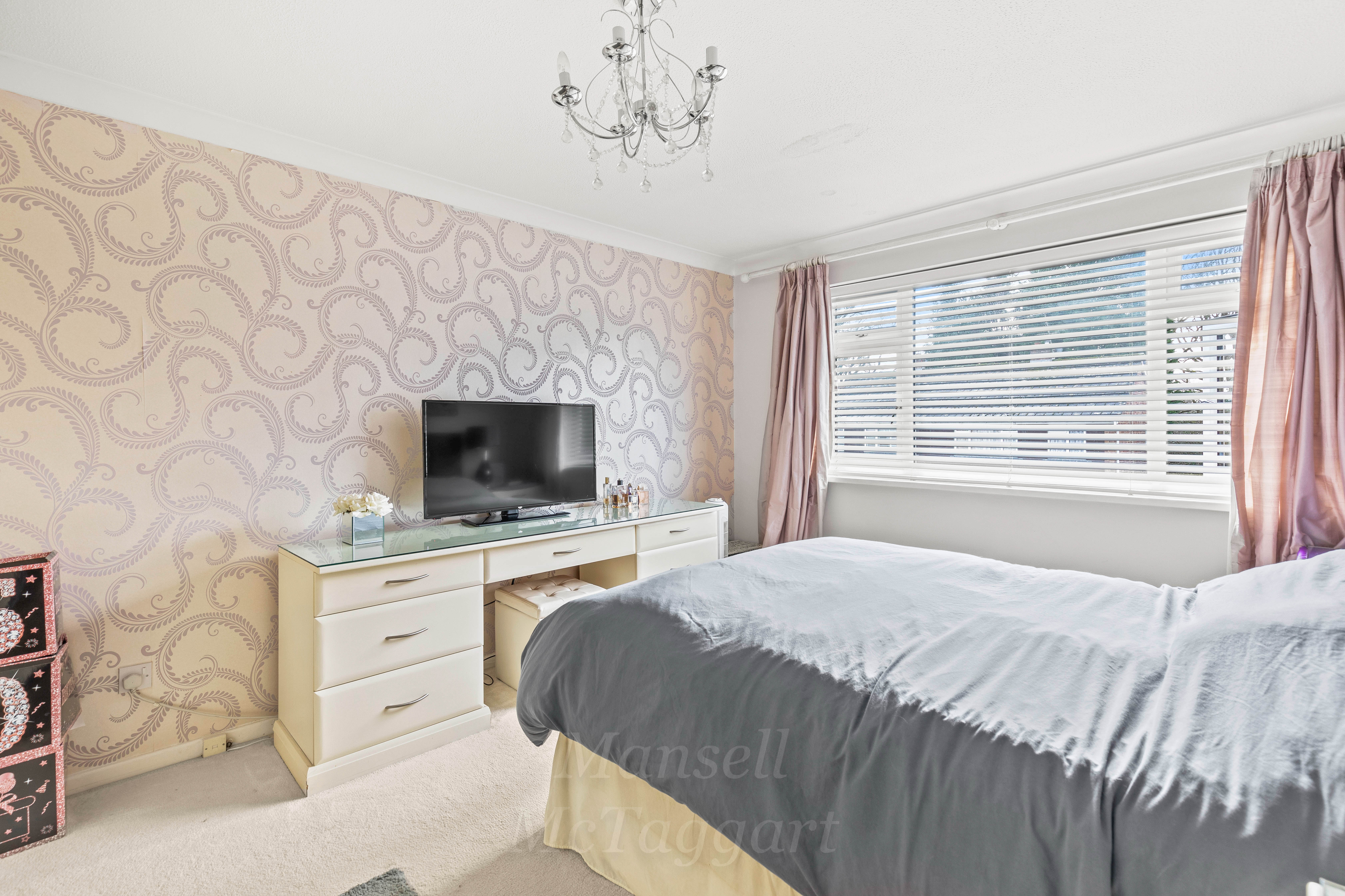 Brookside, Copthorne, RH10 | Street