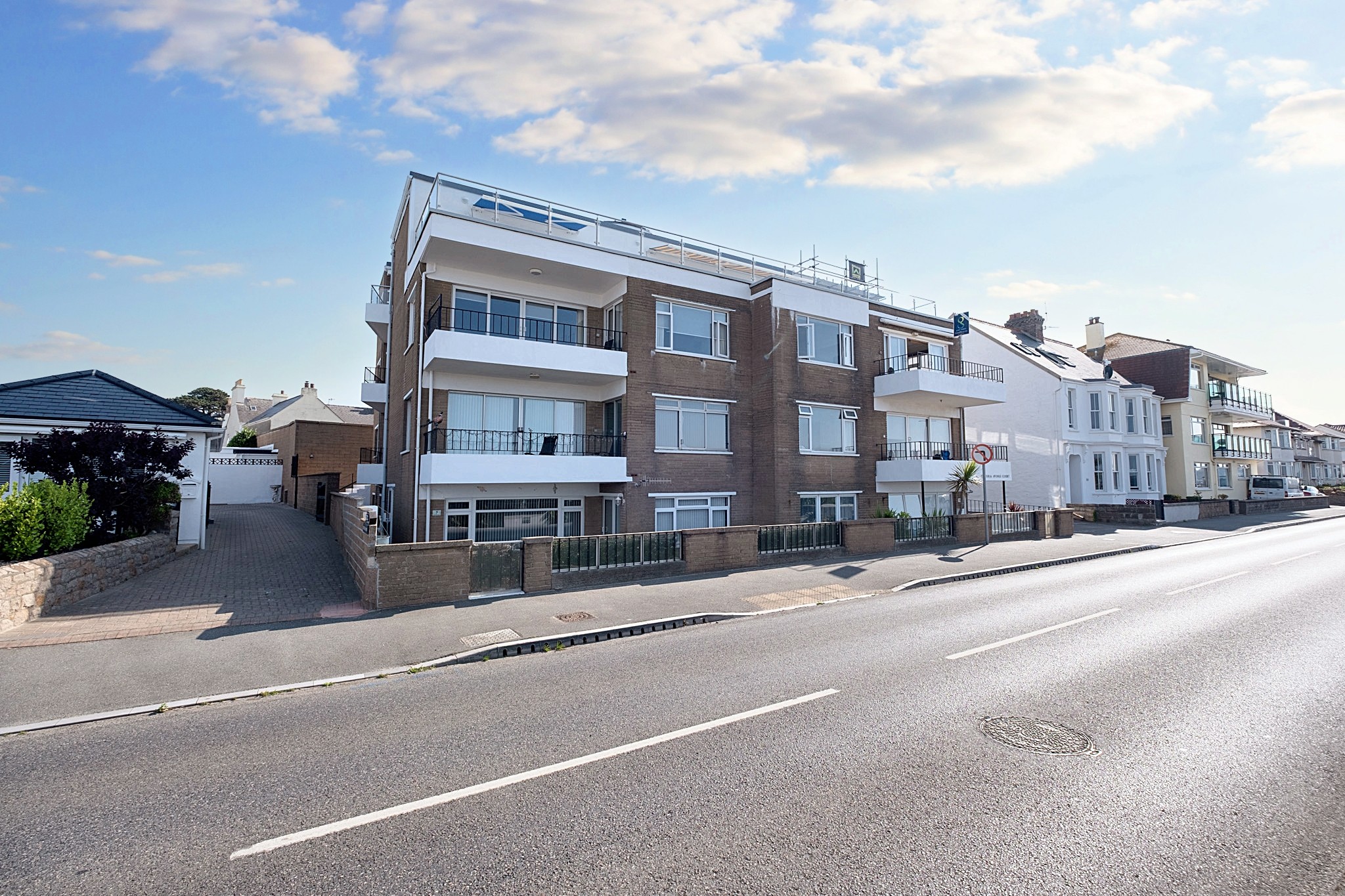 Marina Court | Broadlands