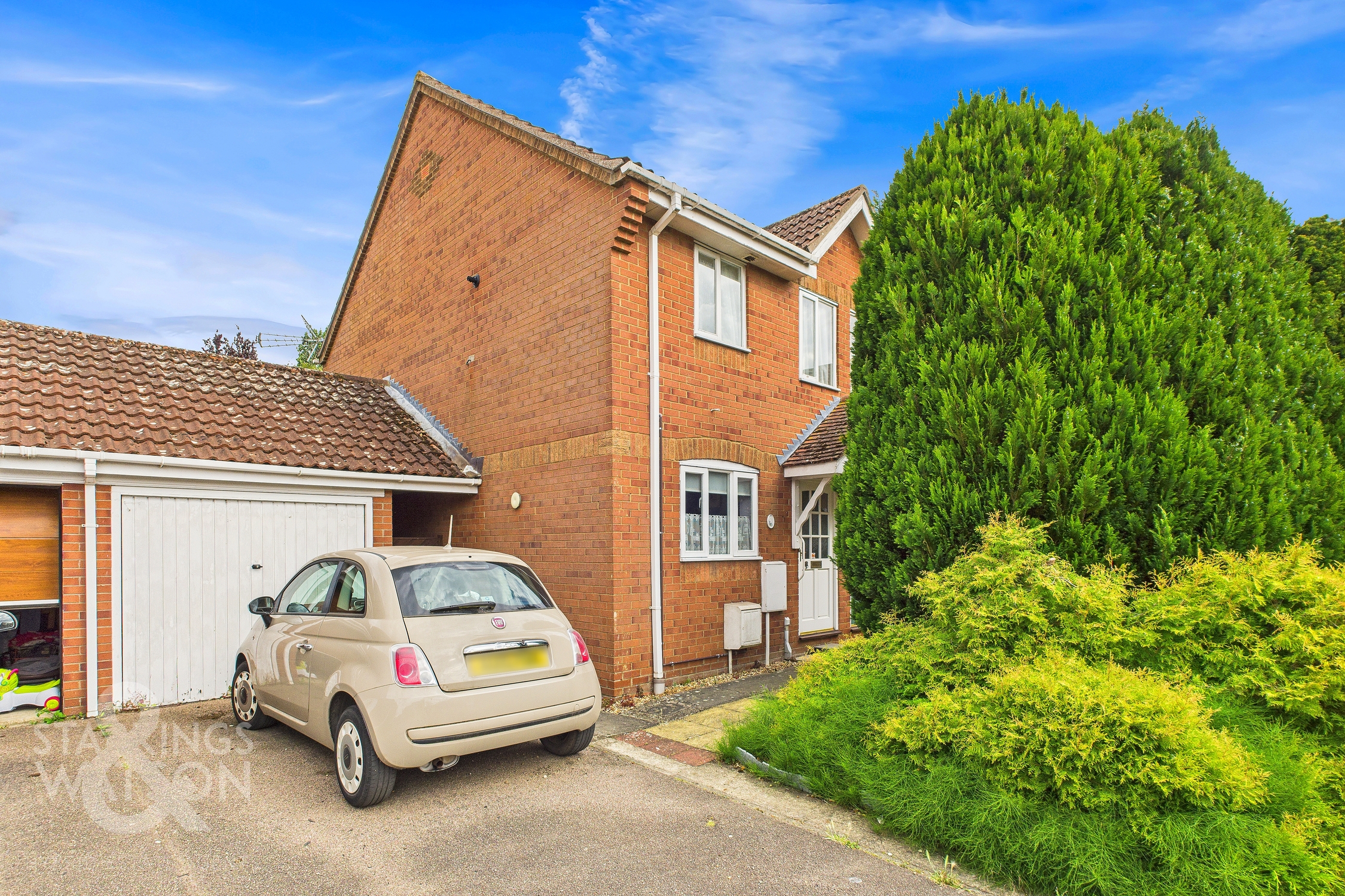 Aldrich Way, Roydon, Diss | Street
