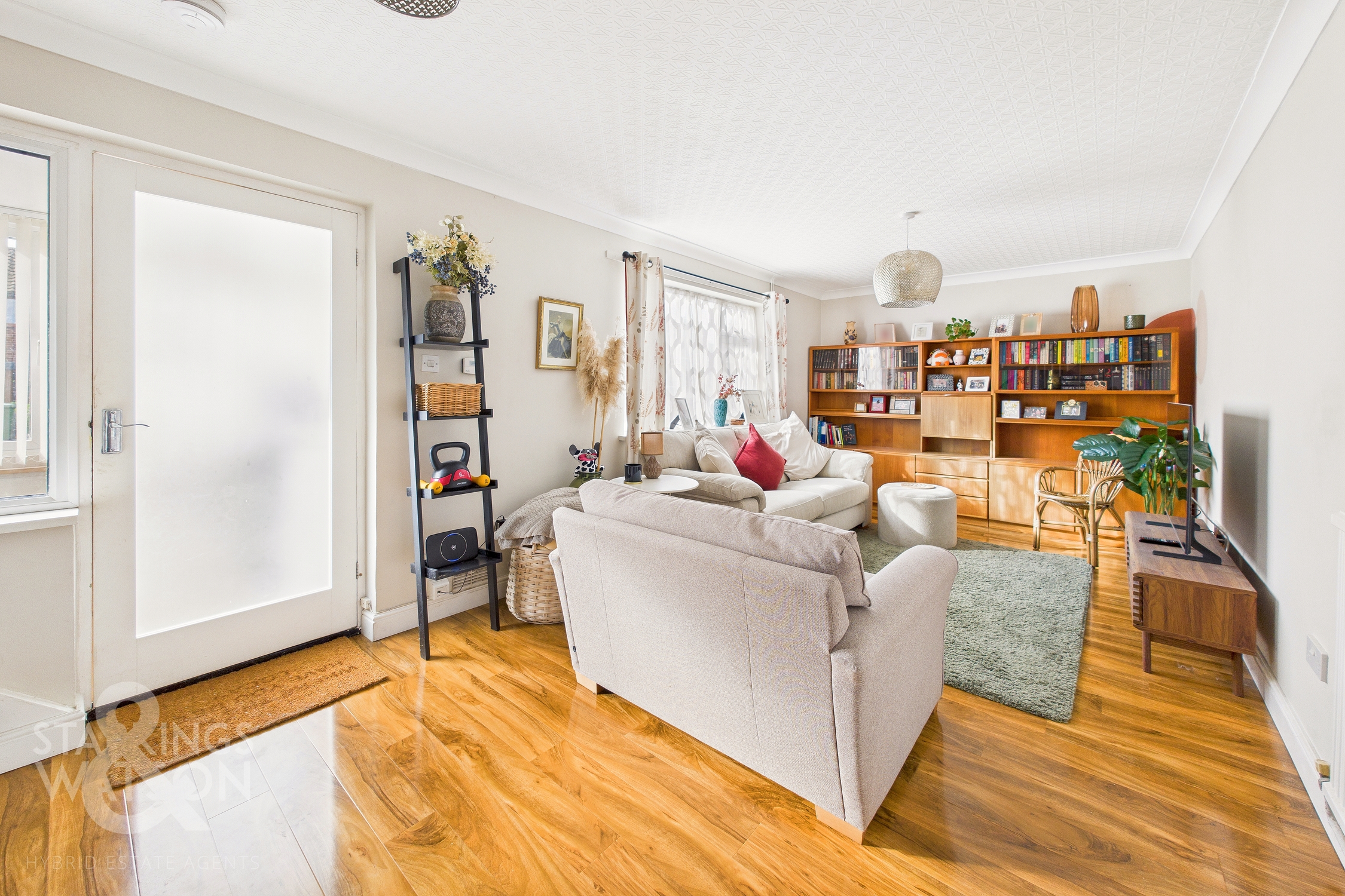 Mill Crescent, Acle, Norwich | Street