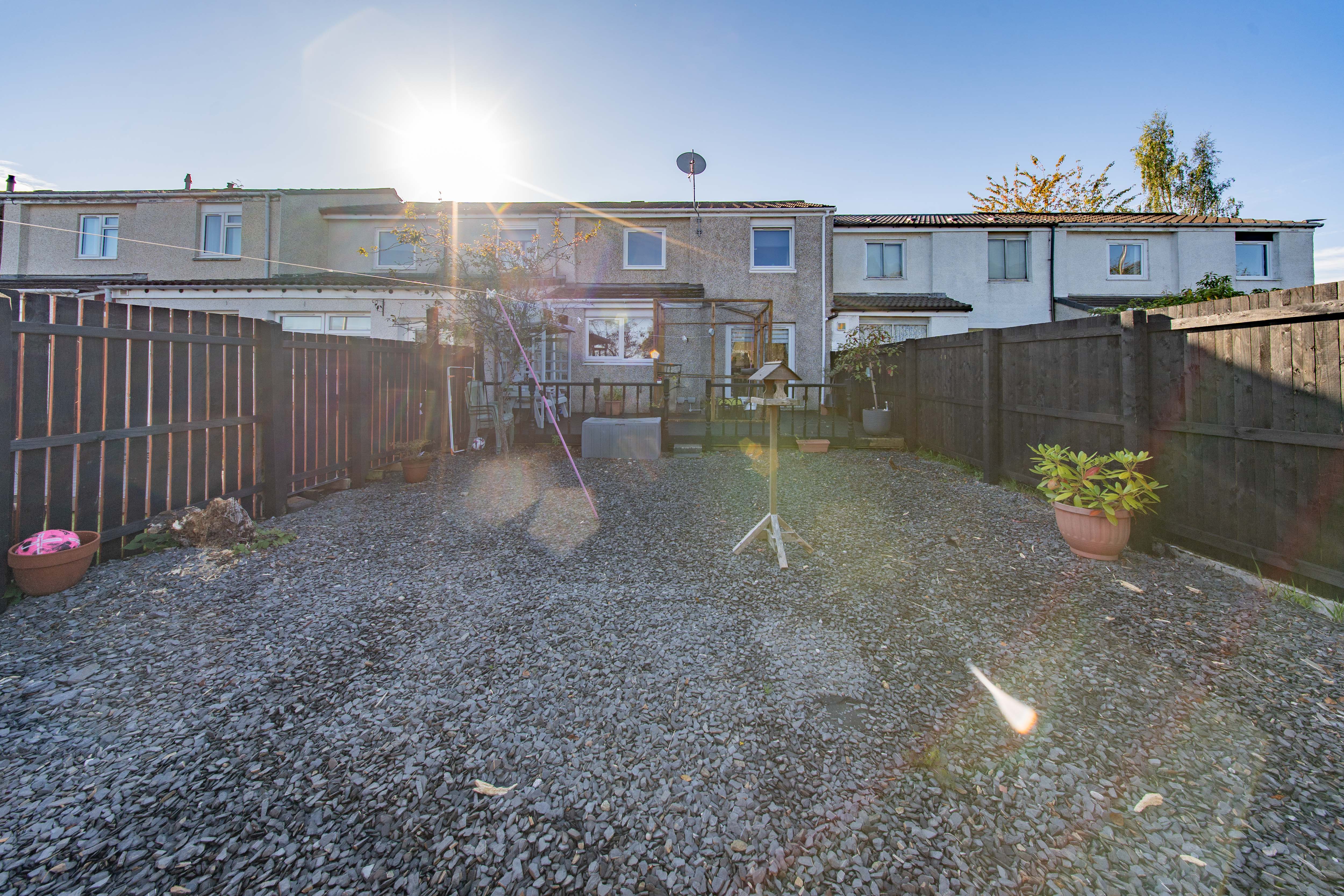 Norman Rise, Dedridge, Livingston, EH54 6NW | Street