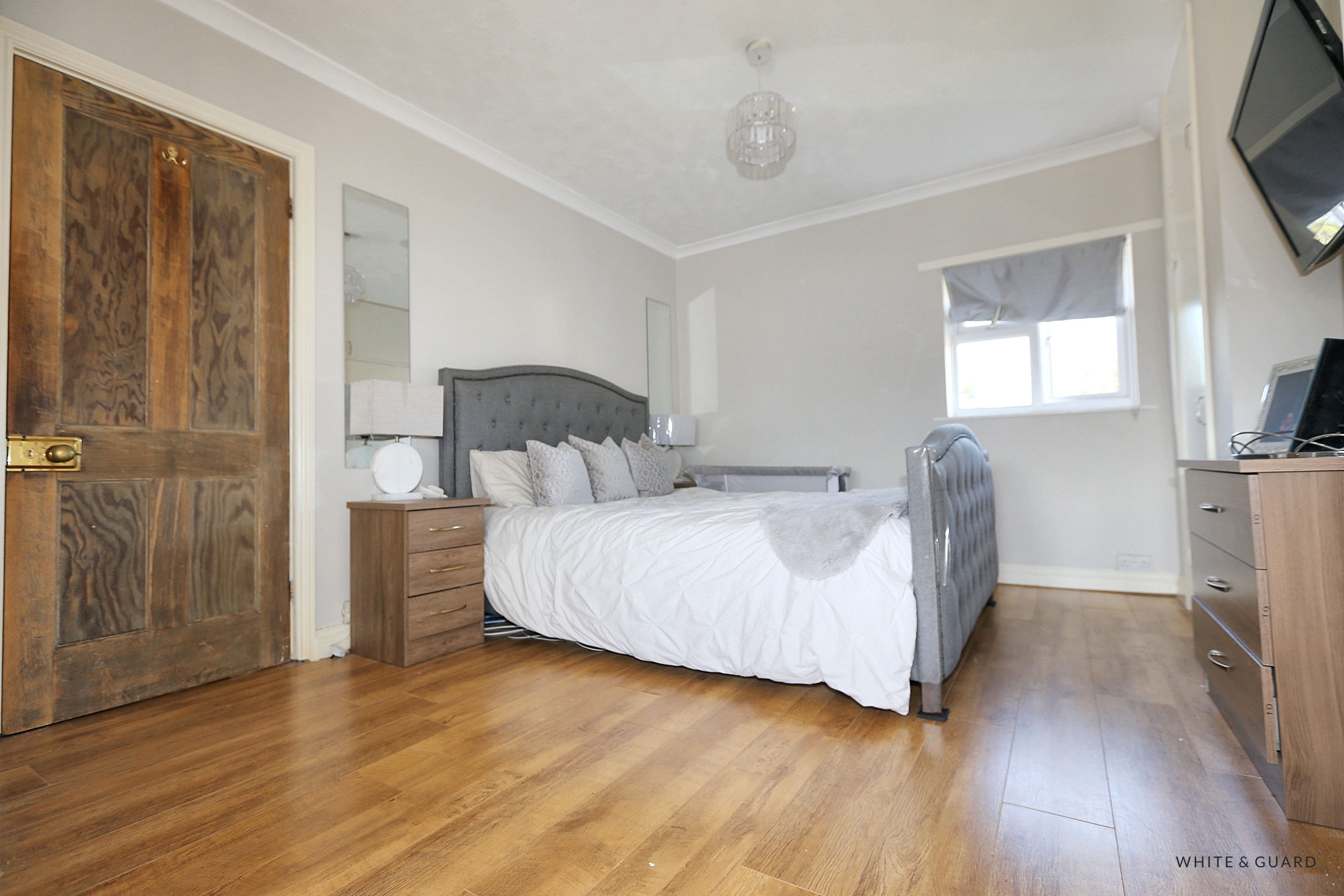 Milton Road, Boyatt wood, Eastleigh, SO50 4GL | Street
