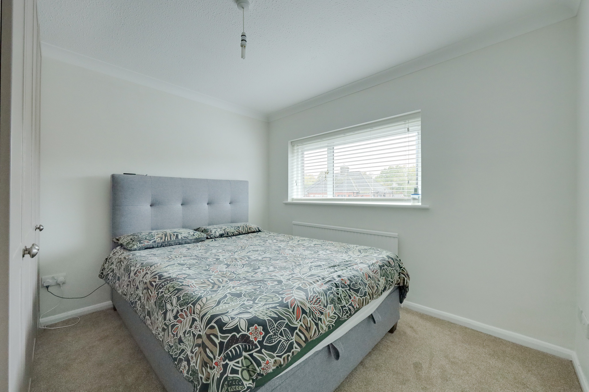 Valebridge Road, Burgess Hill, RH15 | Street