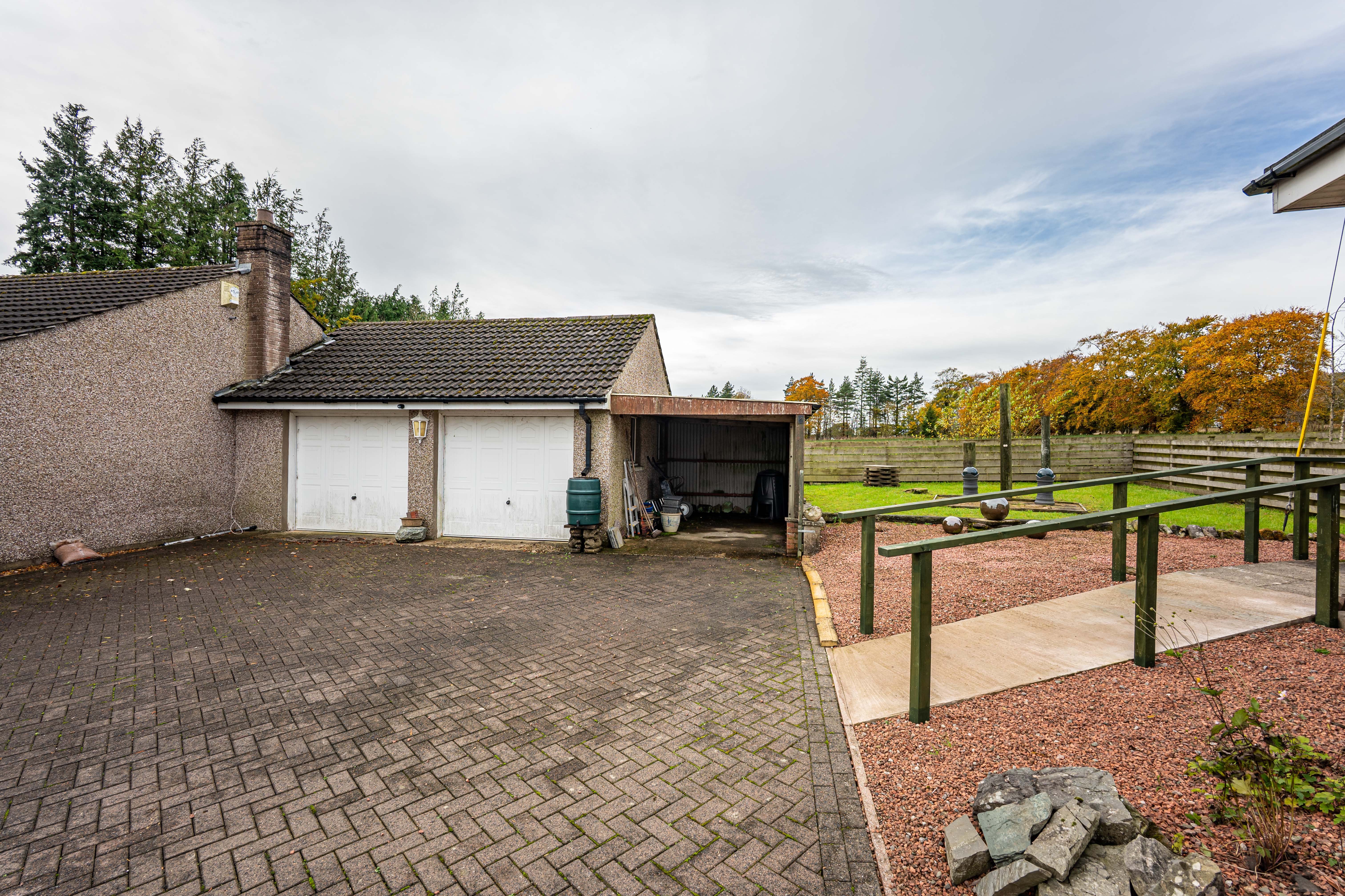 Dunroamin, Canonbie, DG14 | Street