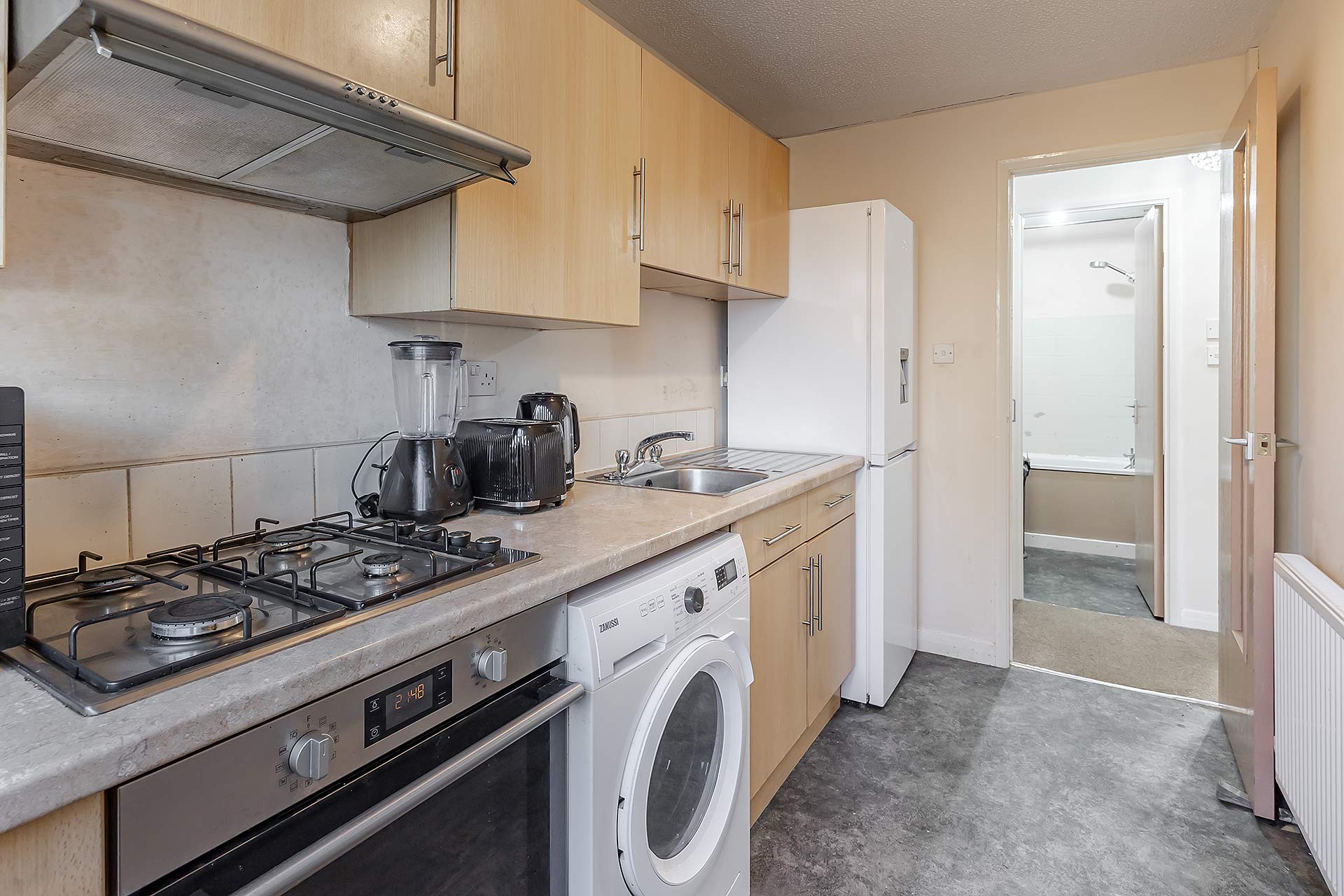 Kingsfield, Linlithgow, EH49 | Street