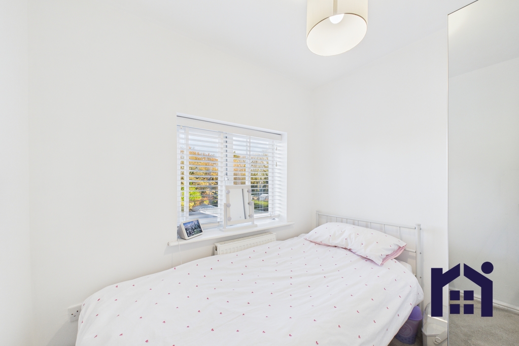 Longworth Avenue, Coppull, PR7 4PJ | Street