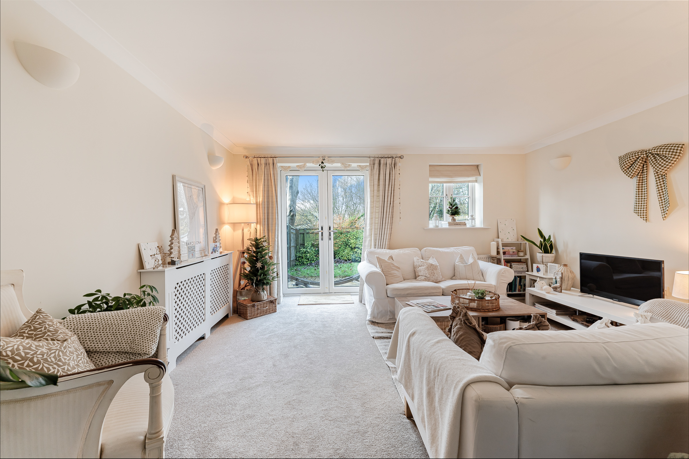 Willowbank, Witney, OX28 | Street