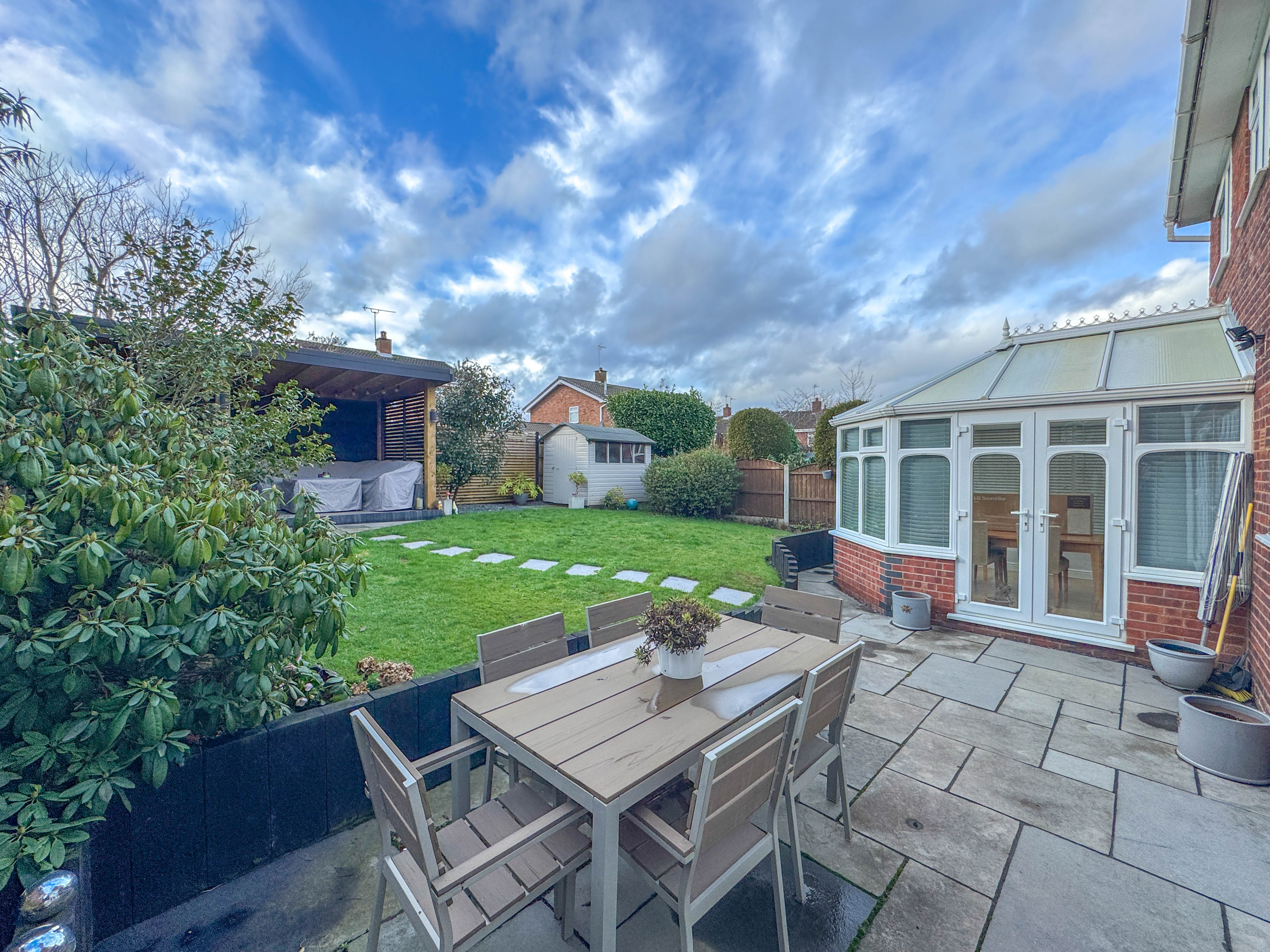 Ragley Way, Nuneaton, CV11 | Street