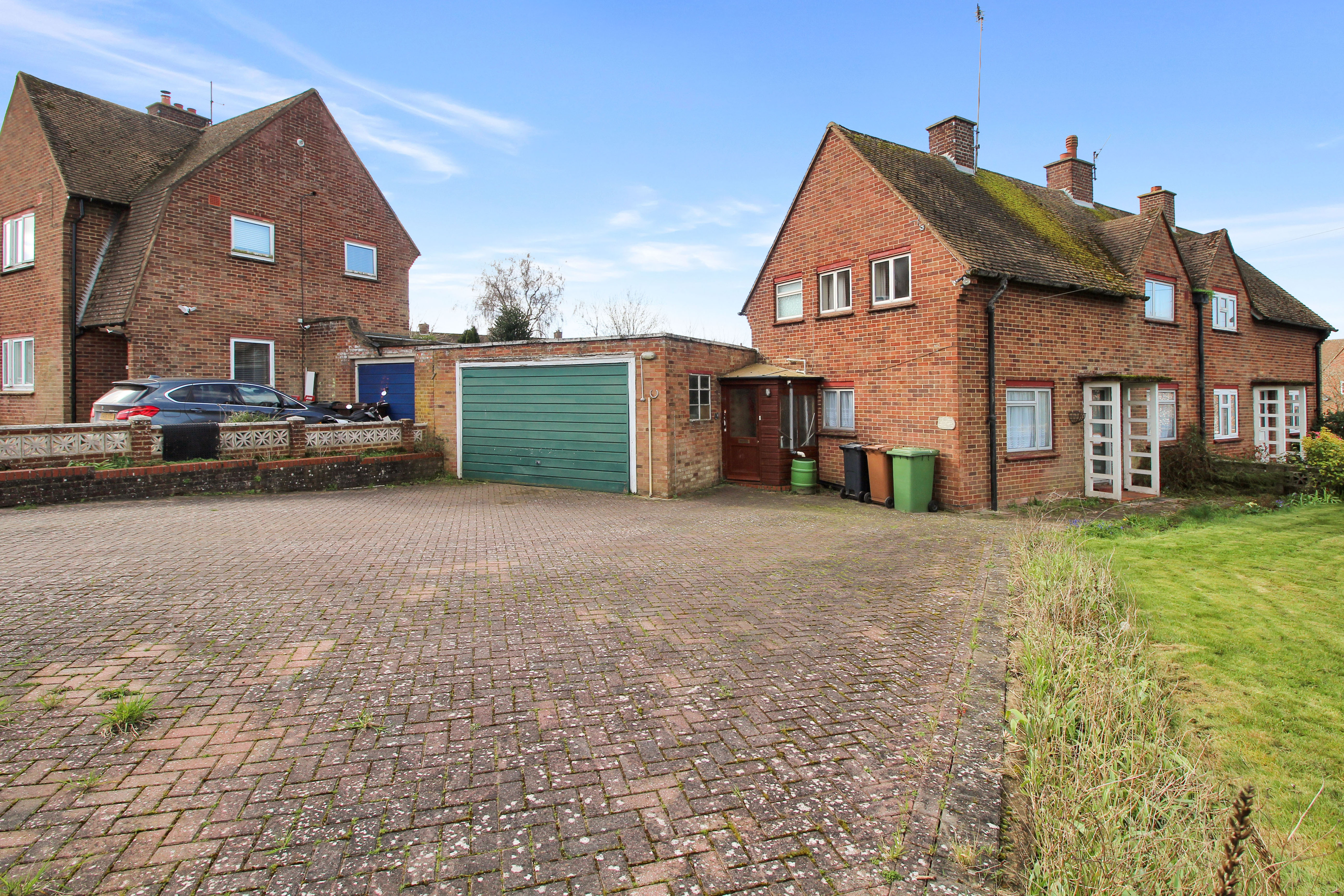 Abbots Walk, Wye, TN25 | Street