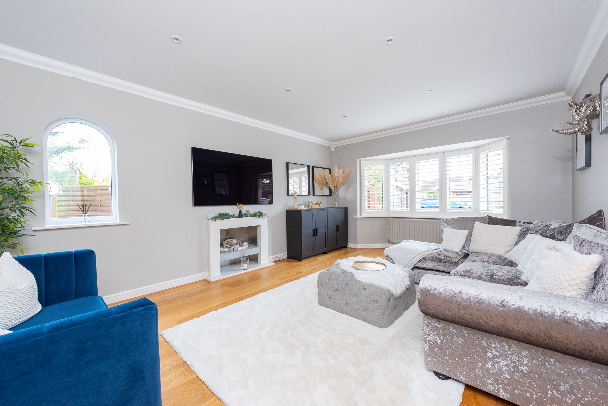 Gilbert Way, Finchampstead, RG40 | Street