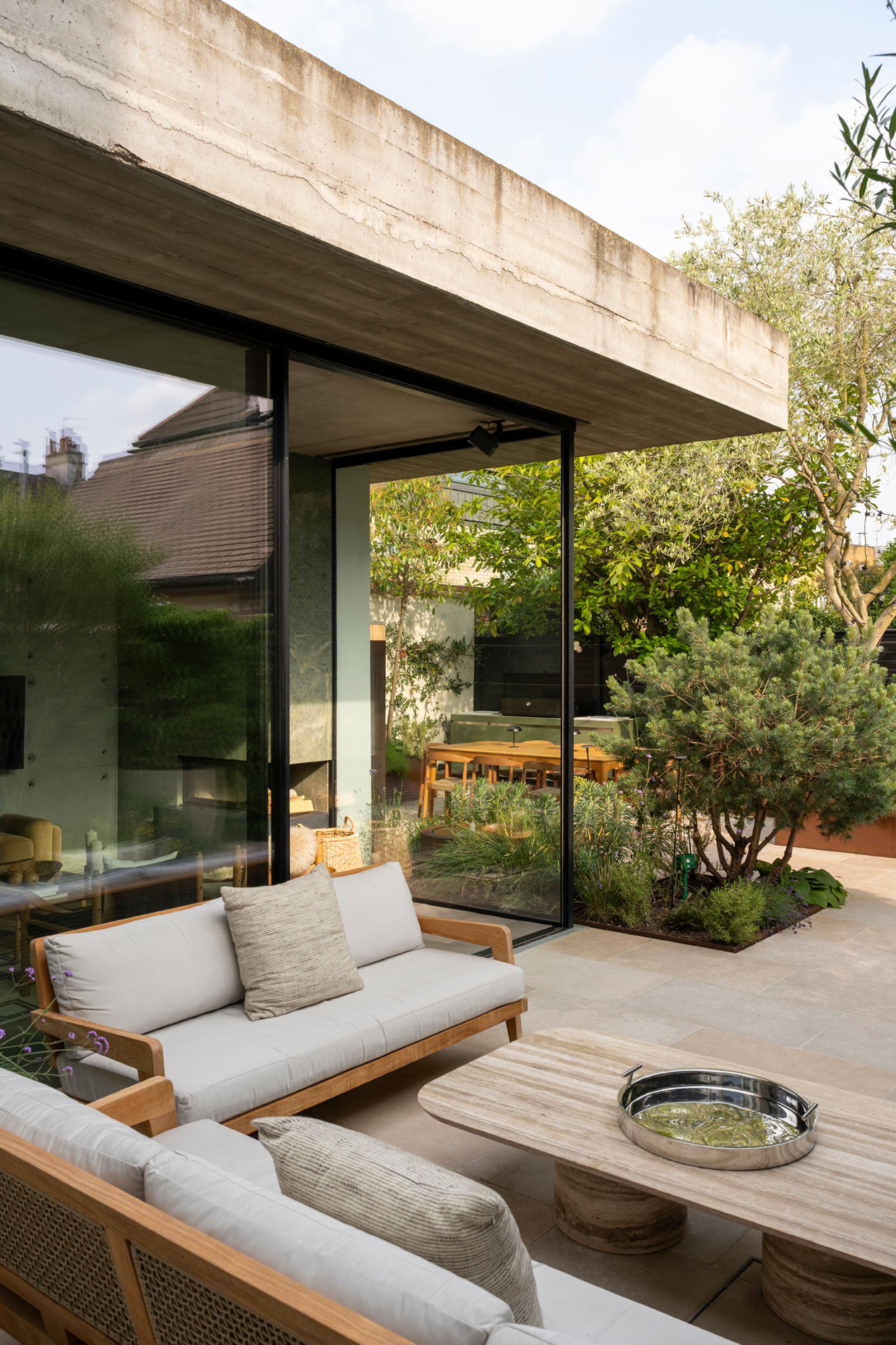 Semi Detached House For Sale Nightingale Lane, Balham, SW12