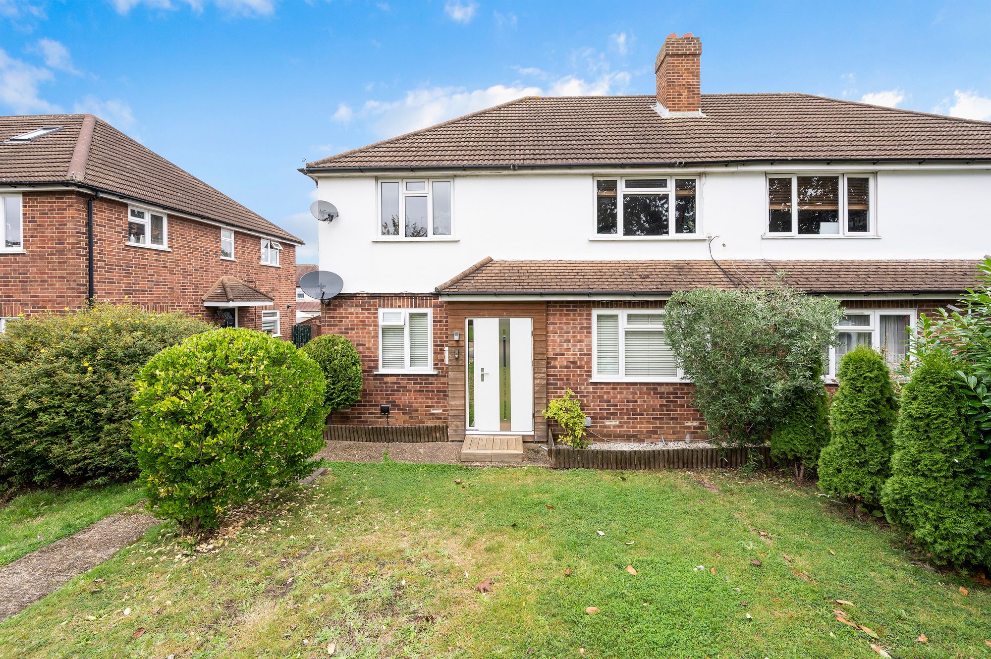 Verona Drive, Surbiton, KT6 – Humphrey and Brand