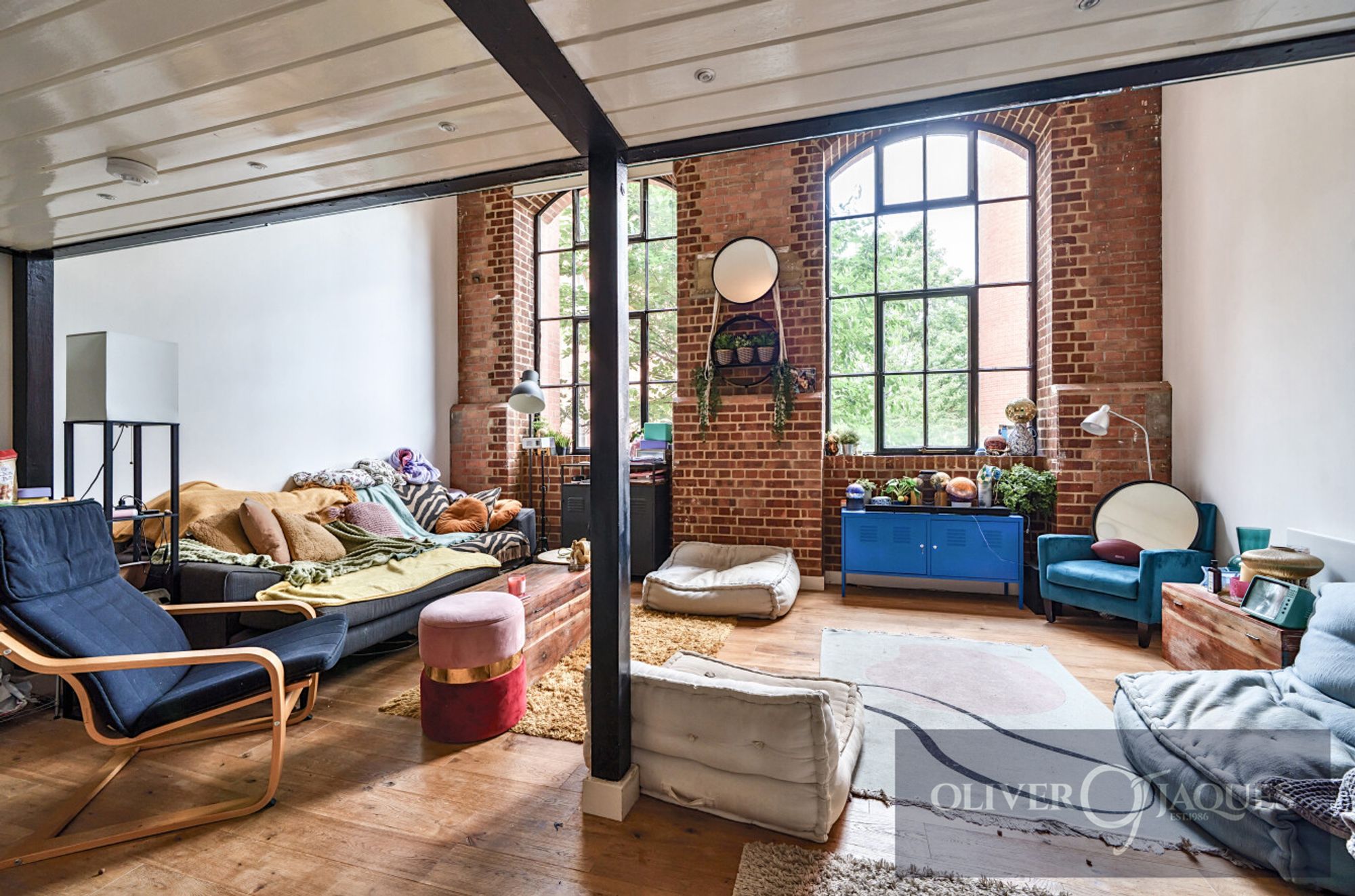 2 Bed, 1 Bath Property For Sale in Flat 204 Manhattan Building, Bow ...