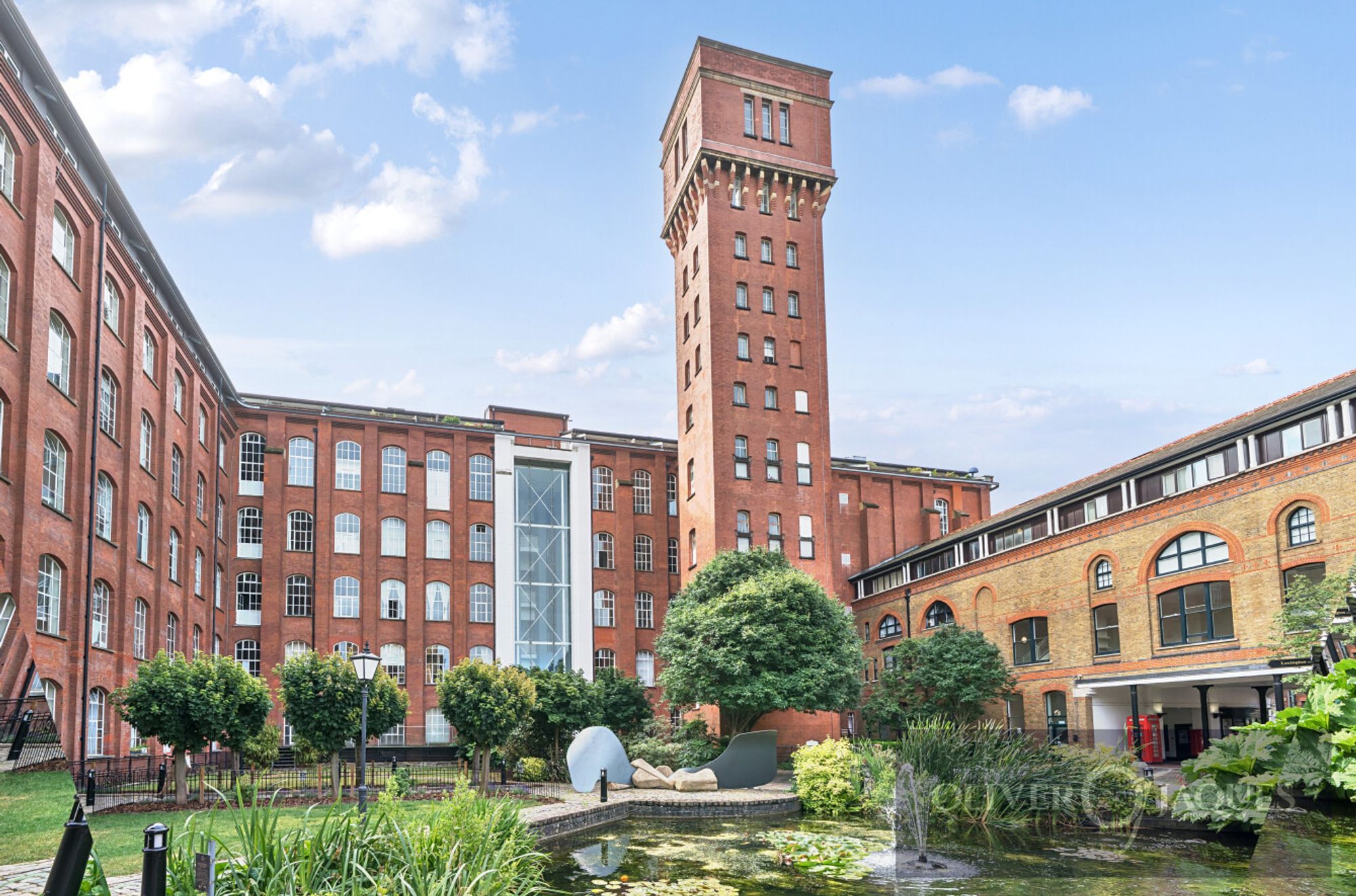 2 Bed, 2 Bath Property For Sale in Flat 426 Lexington Building, Bow ...