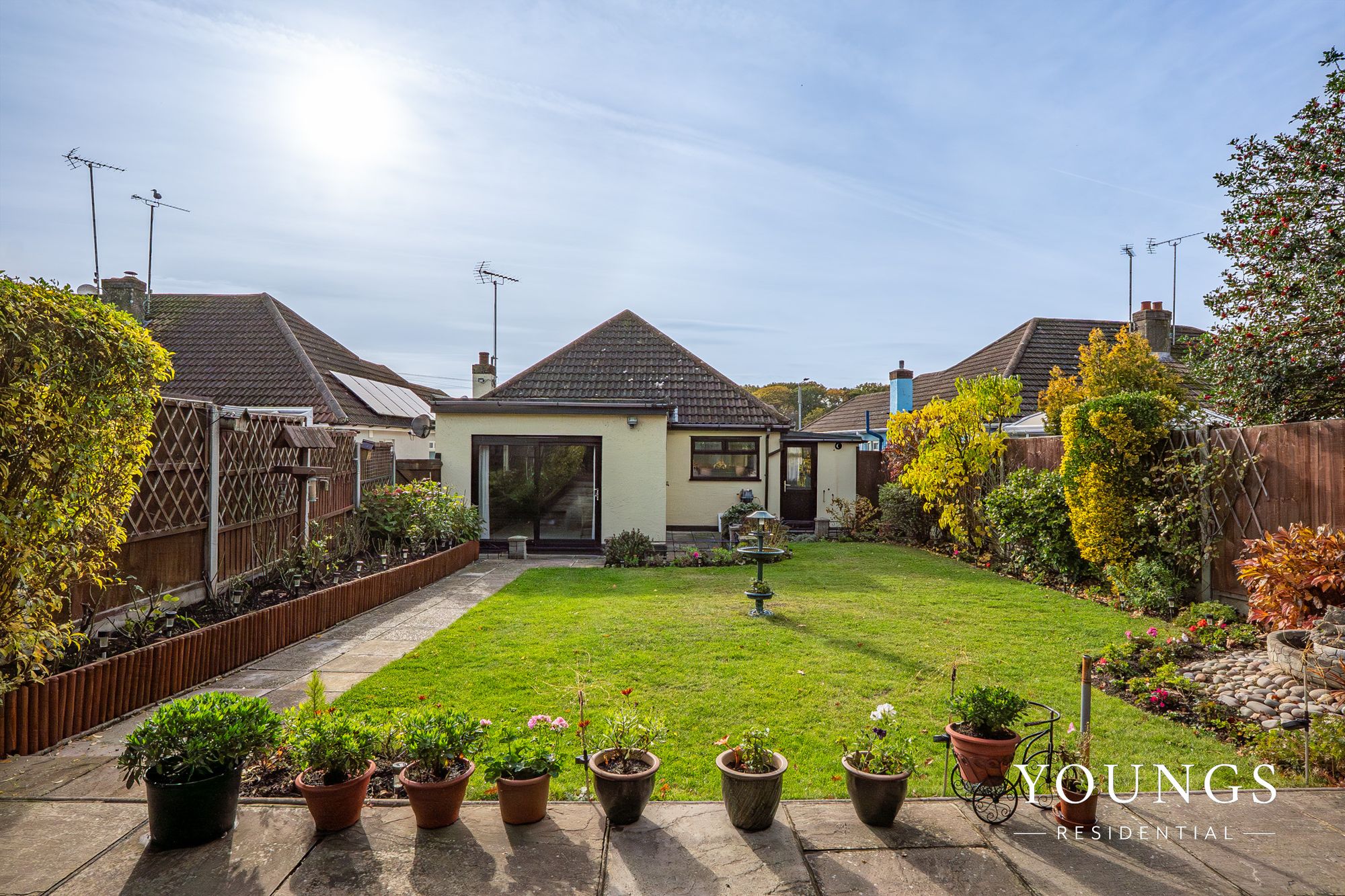 Rayleigh Road, Leigh-On-Sea, SS9 - Youngs Residential