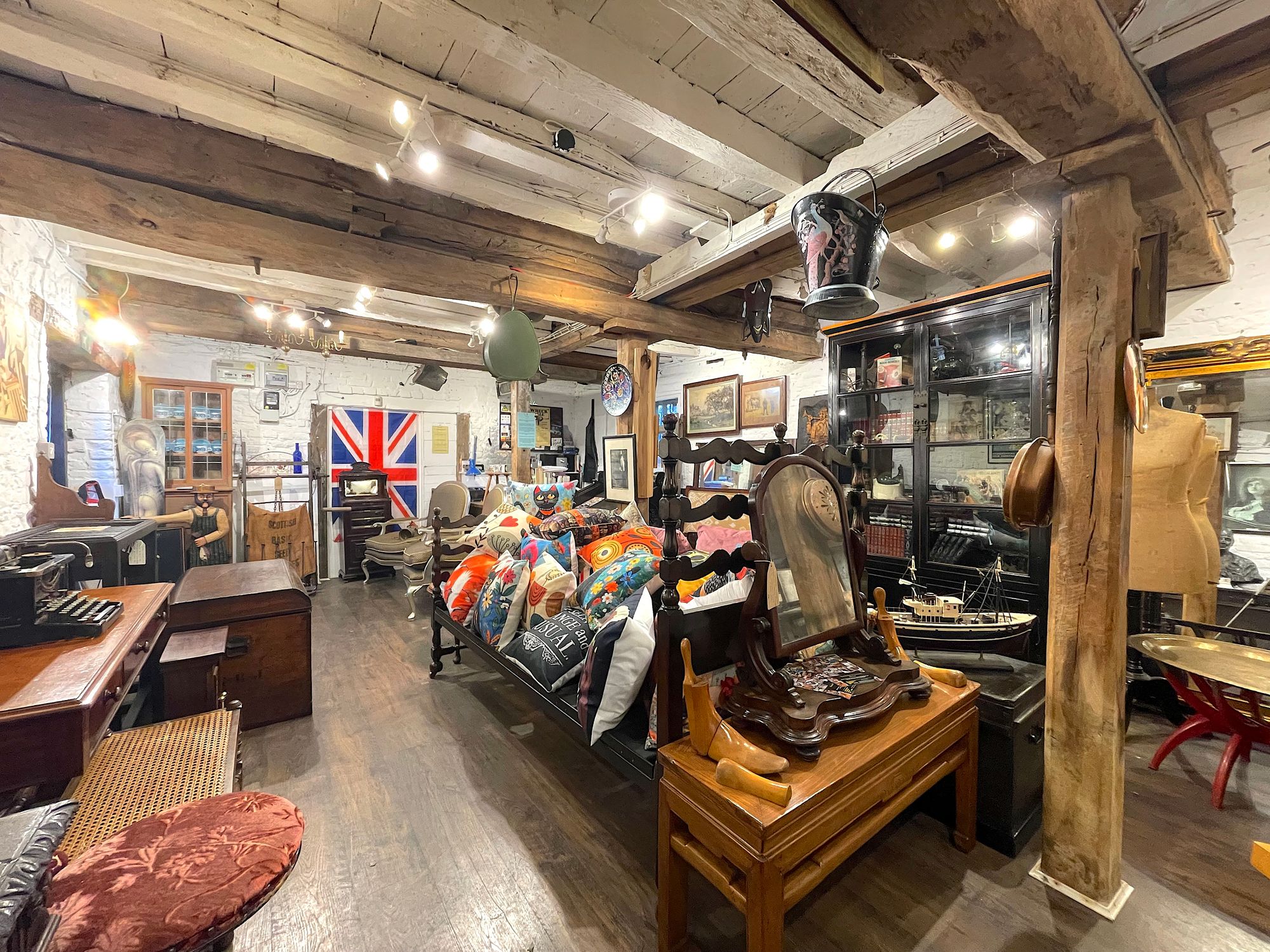 Standard Quay, Monks Granary Standard Quay, ME13 – Iliffe & Iliffe