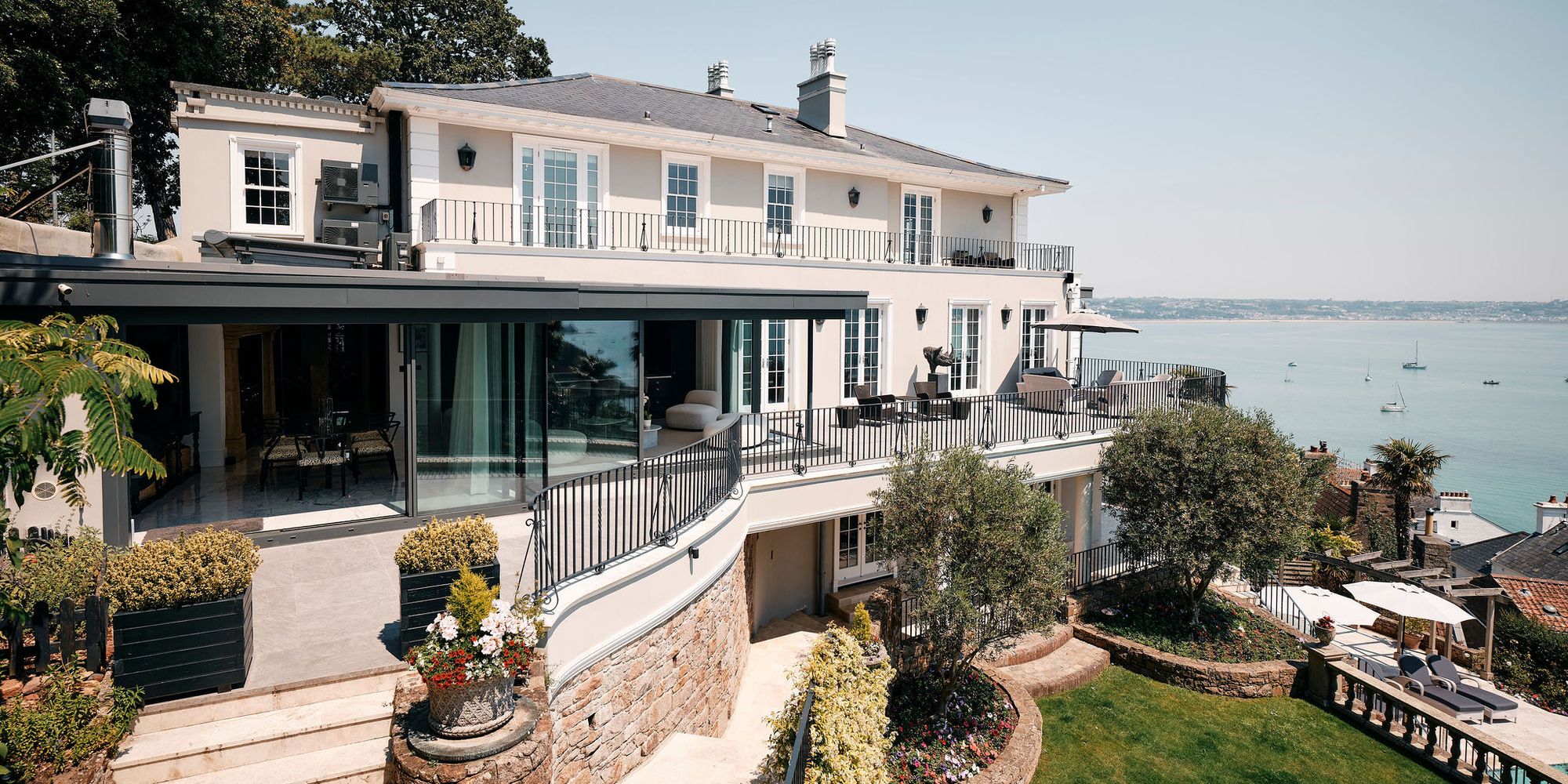 High-end Properties | Broadlands