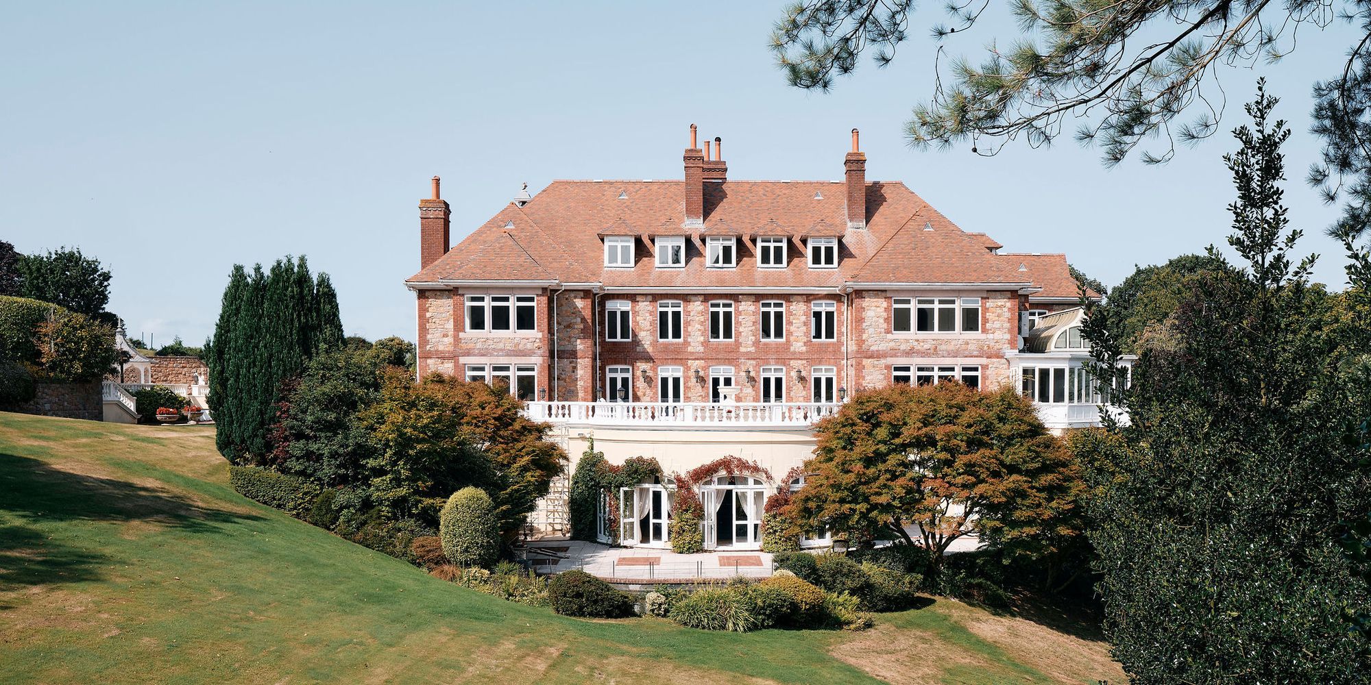 High-end Properties | Broadlands